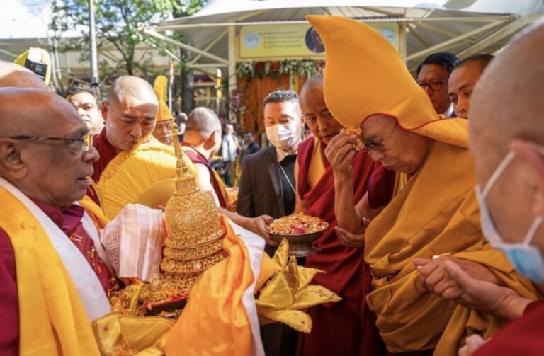 Dalai Lama offered Buddha’s sacred relics from Sri Lanka - Phayul